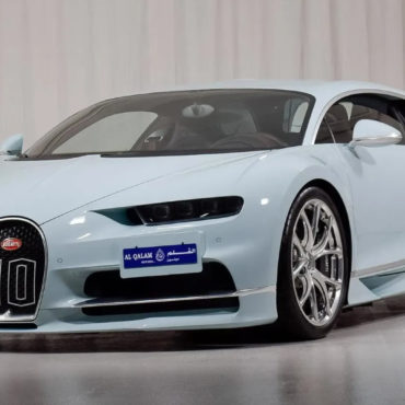 $5-Million Bugatti Divo, Nicknamed "Ladybug", Gets Unboxed - The Flighter