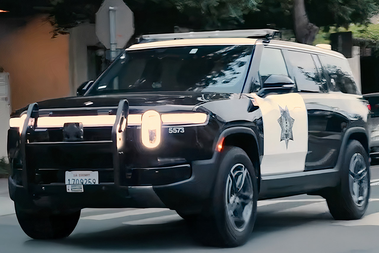 Palo Alto’s Rivian R1S Police Cruise Rings in a New Breed of Patrol ...